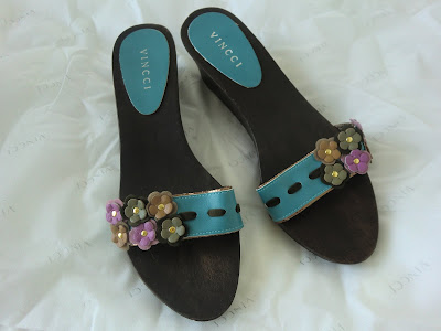 From Japan: ......not Imelda...... / Souvenirs from Vincci