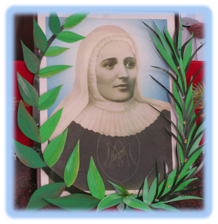 ENTREGARSE POR AMOR: Apertura al Centenario de la Congregación ...