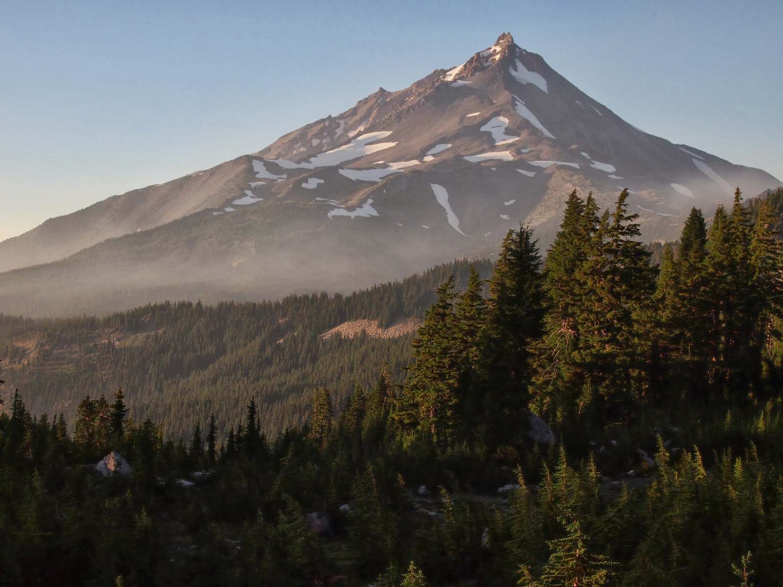 Sierra Hikes!: Day 125: Santiam Lake Trail to Shale Lake