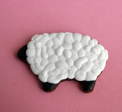 Sheep Cookie Tutorial | Gwen's Kitchen Creations