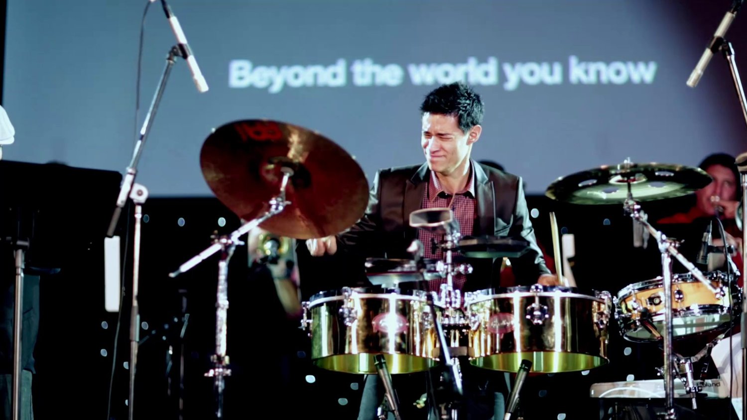 Revista Digital y Cultural LaSALSOTEKA: La Vitrina con Tony Succar