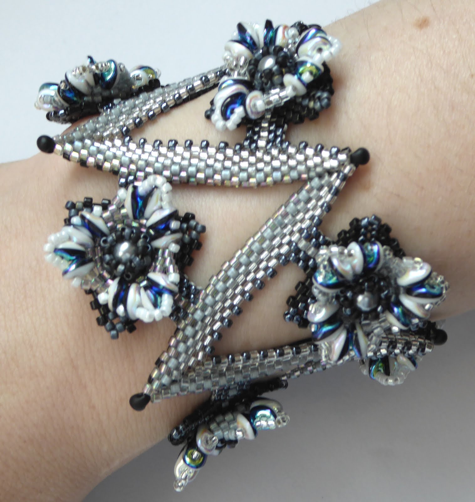 Fürther Perlenkunst: National Beading Week - Jean Power