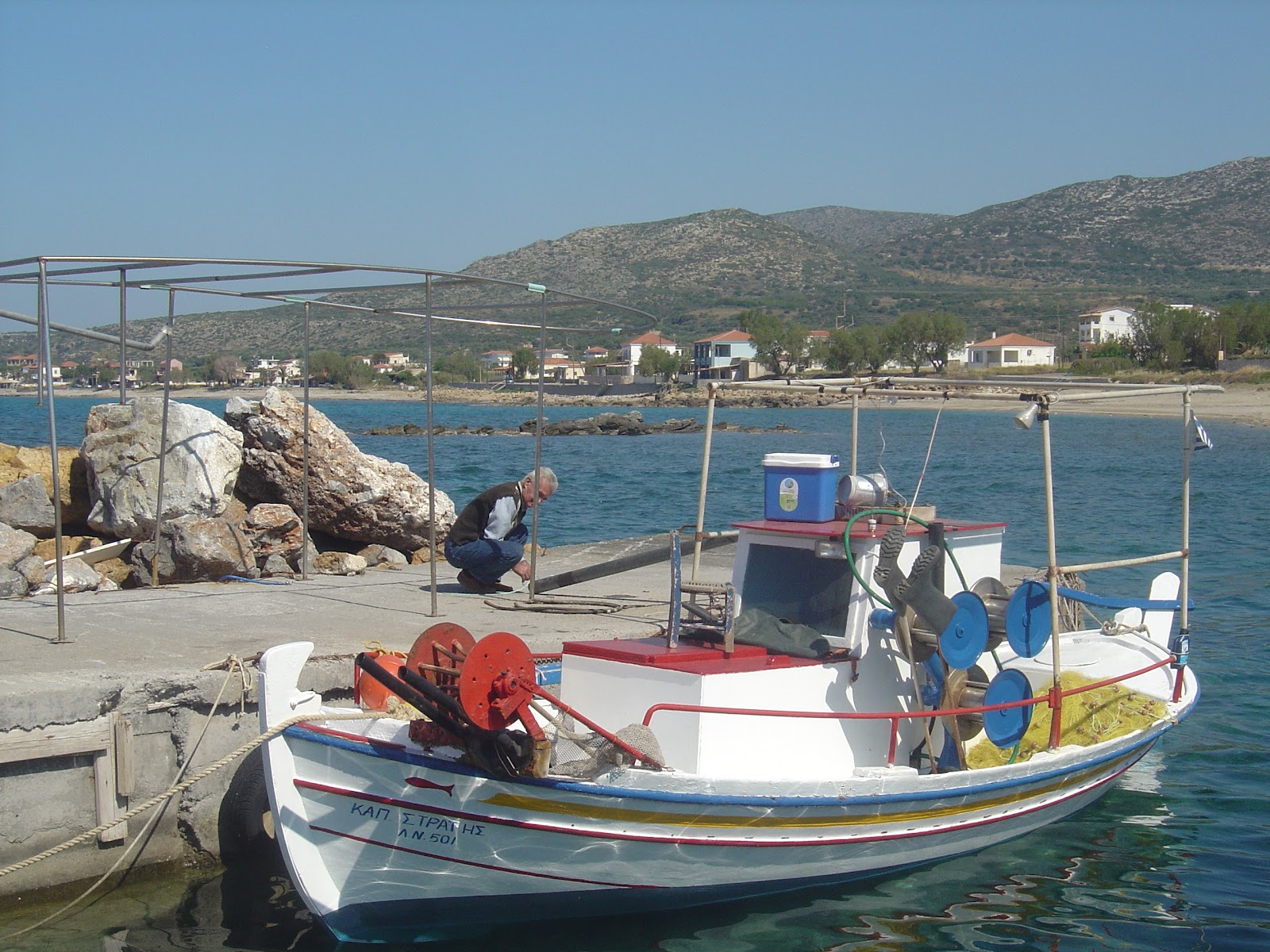 ELIKA-MARATHIAS: Απριλίου 2012