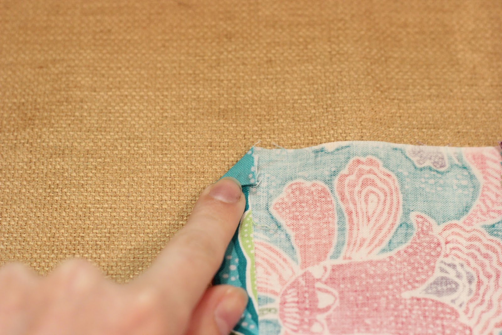 Grits & Giggles: {Tutorial} Banded Hand Towels