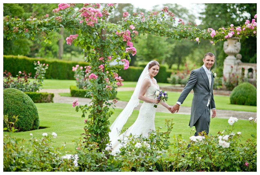 Real Traditional English Wedding: Sarah & Michael's Portrait Pictures