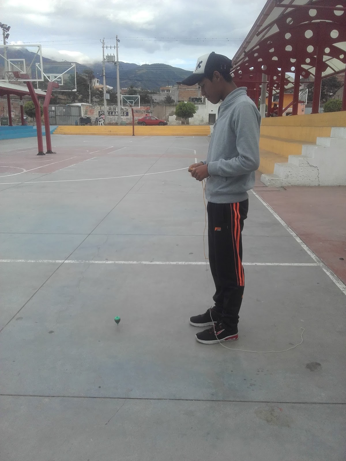 Juegos Tradicionales : El Trompo