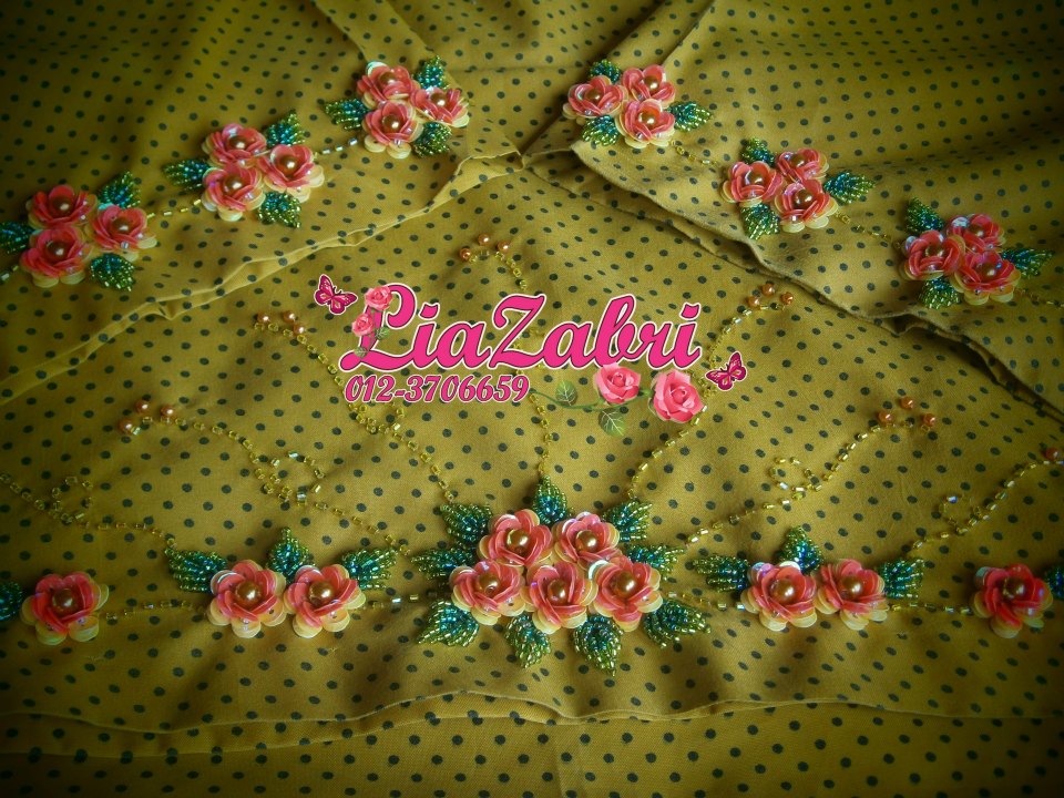 Sulaman Manik LiaZabri Golden Touch: Sulaman Labuci Sweet Daisy