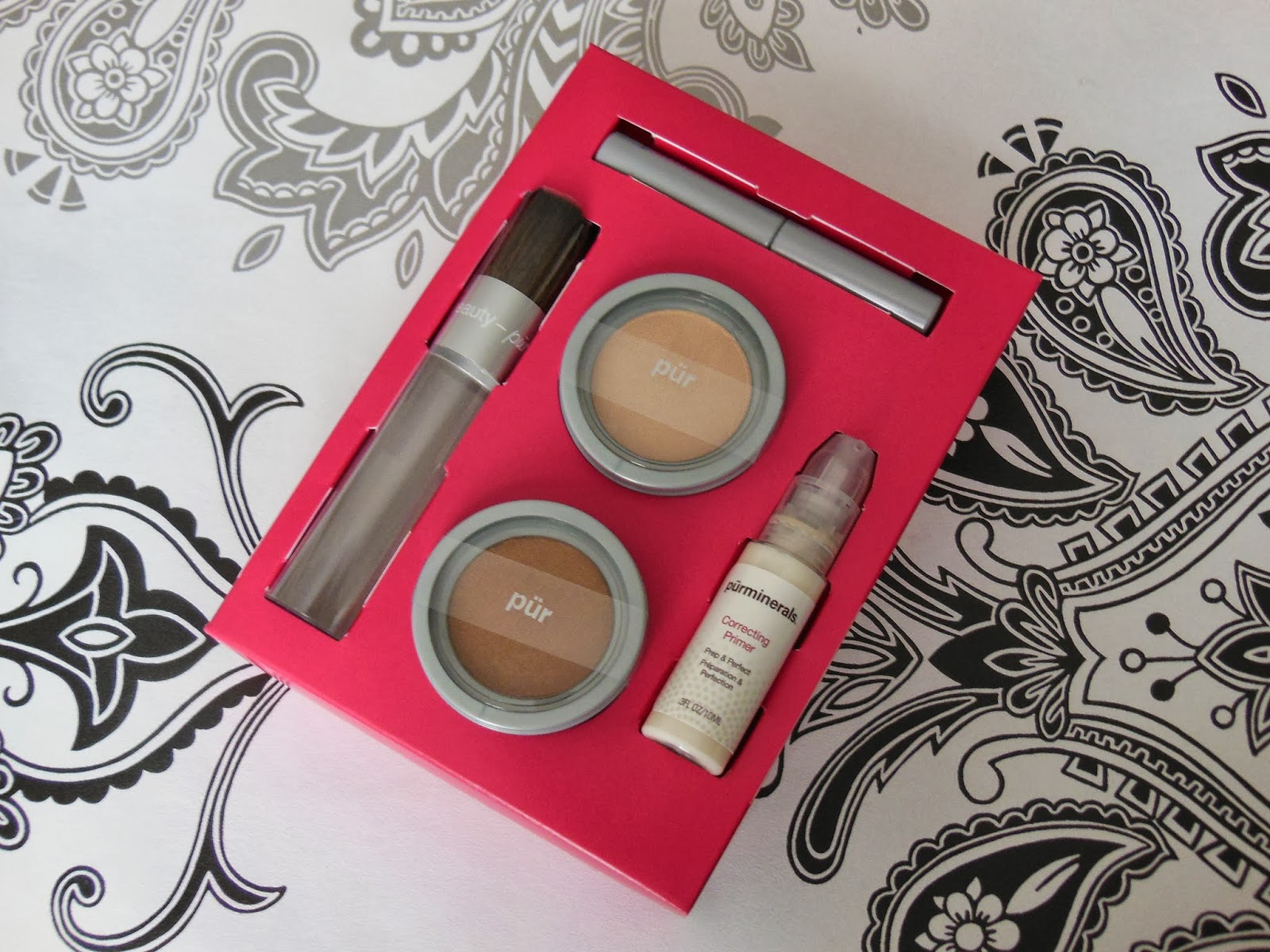Pur Minerals 5 piece starter kit | Tales of a Pale Face | UK beauty blog