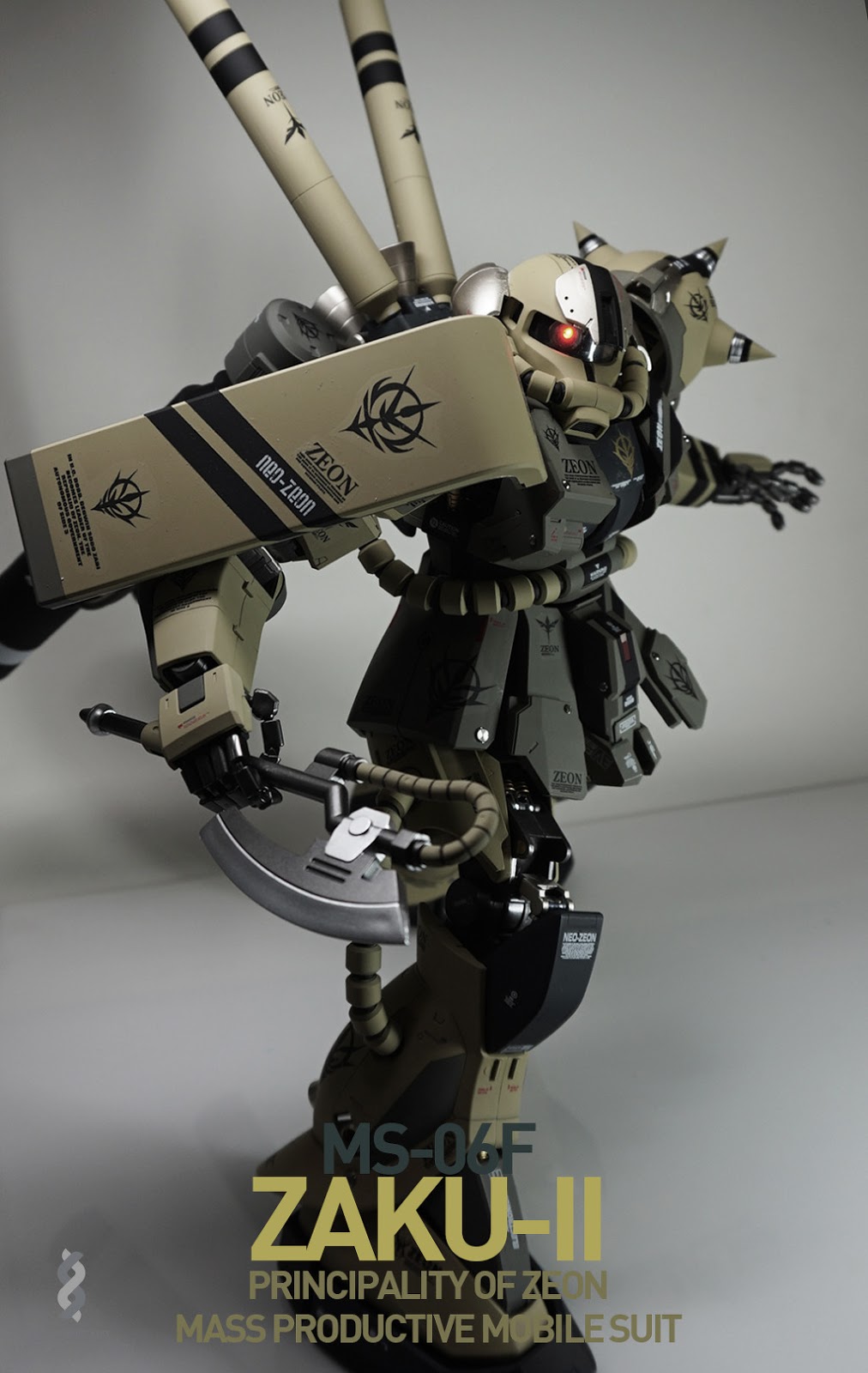 GUNDAM GUY: PG 1/60 MS-06F Zaku II - Customized Build
