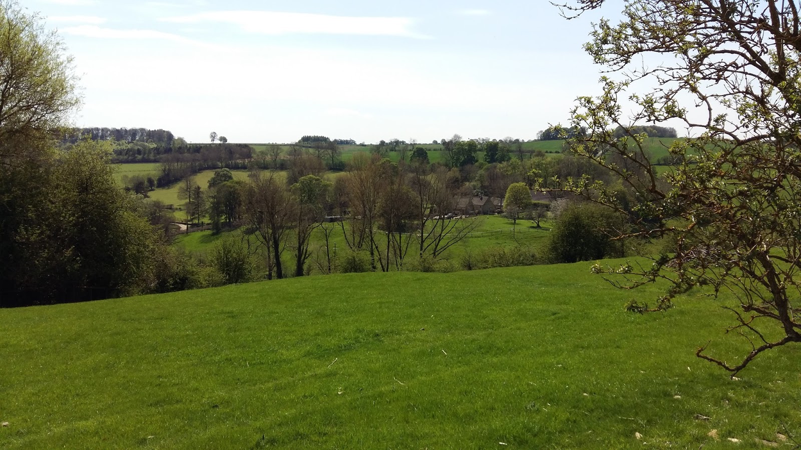 Cotswolds Travel: Idyllic Circular Walk Around Turkdean, Hazelton, and ...