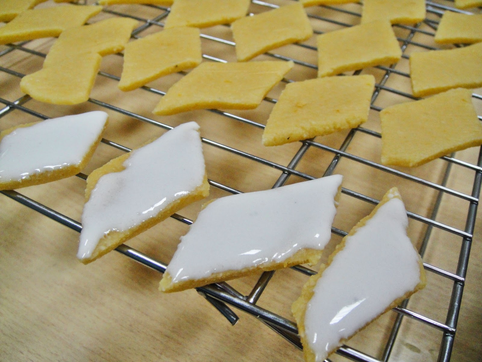 Maryam's Culinary Wonders: 806. Calissons