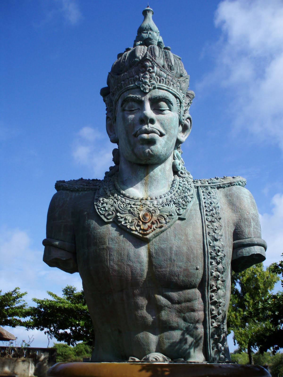 Sejarah Cerita Garuda Wisnu Kencana - Cerita Sejarah
