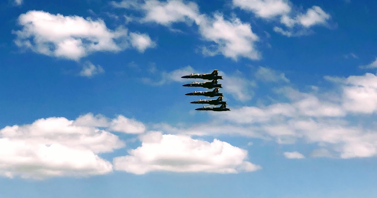 Walking Arizona: Blue Angels Flying
