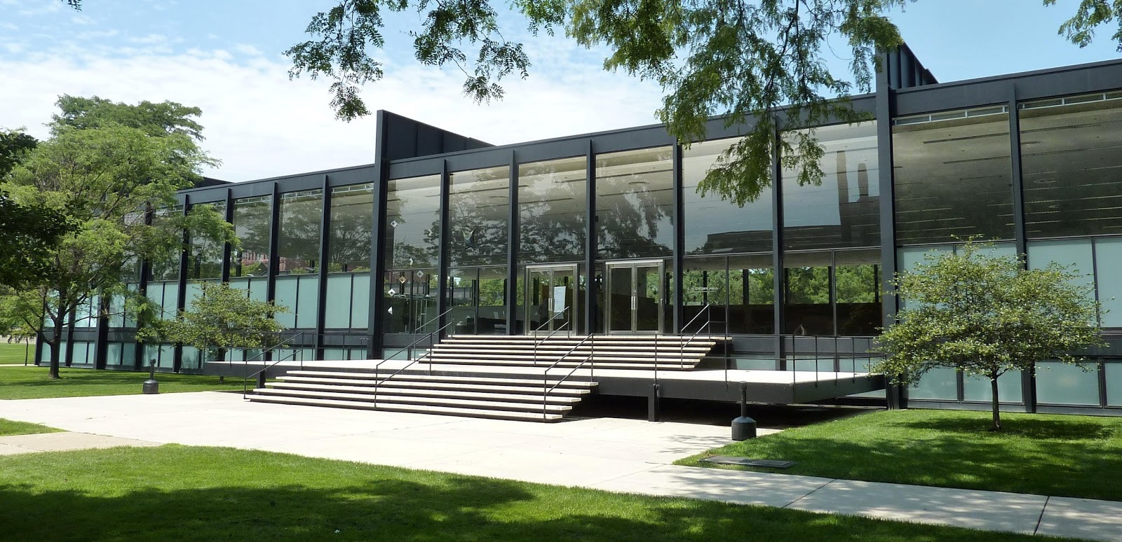 MIES VAN DER ROHE - CROWN HALL | International style architecture ...