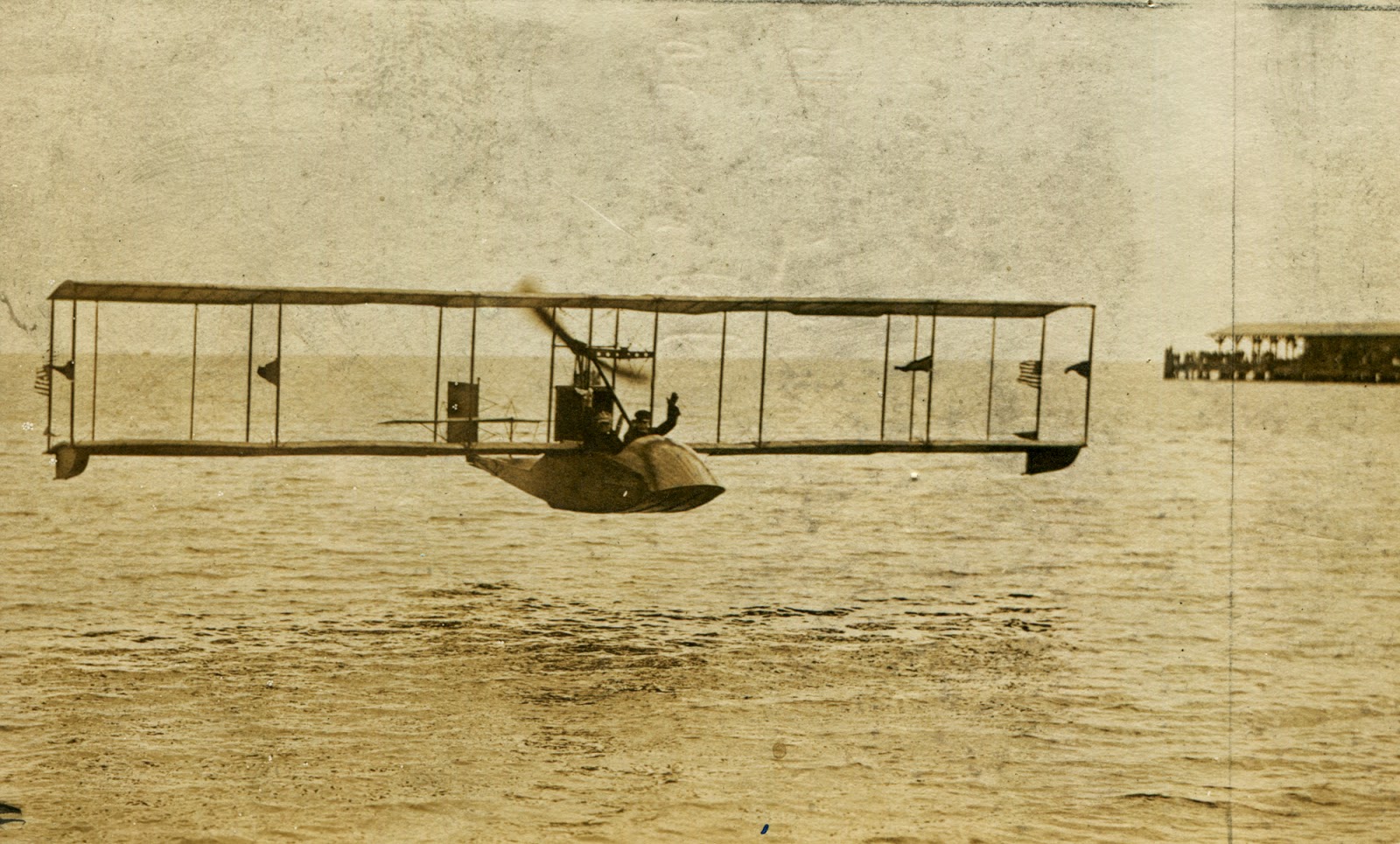 Vintage Air: First Airline Flight in America - 101 years later