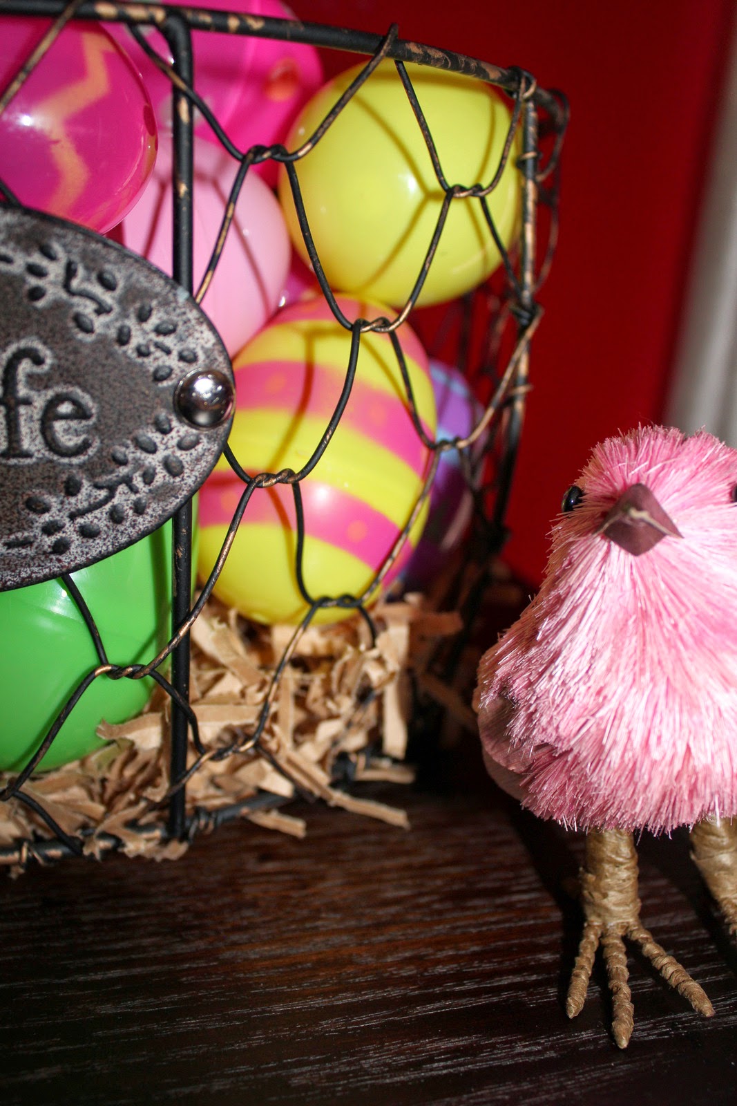 The Harris Sisters: Quick and Easy Easter Decorating Tips