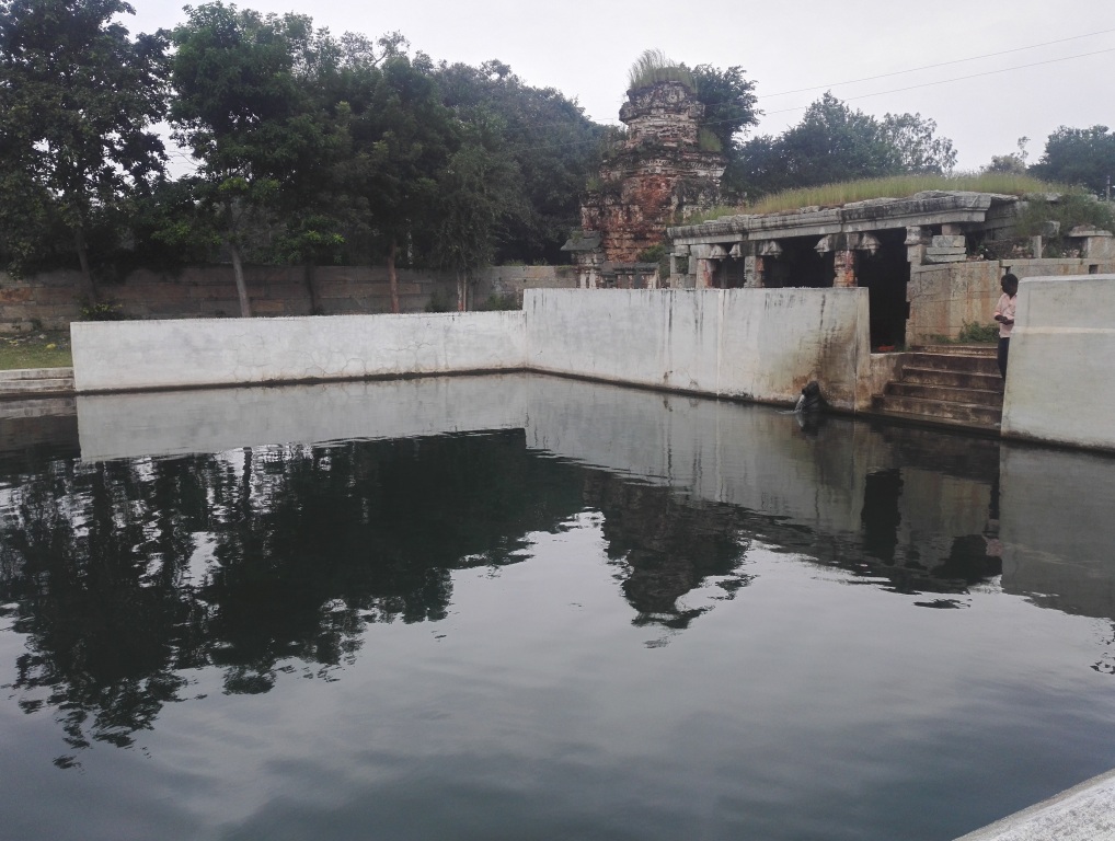 Tamilnadu Tourism: Vaaleeswarar Temple, Ramagiri, Andhra Pradesh