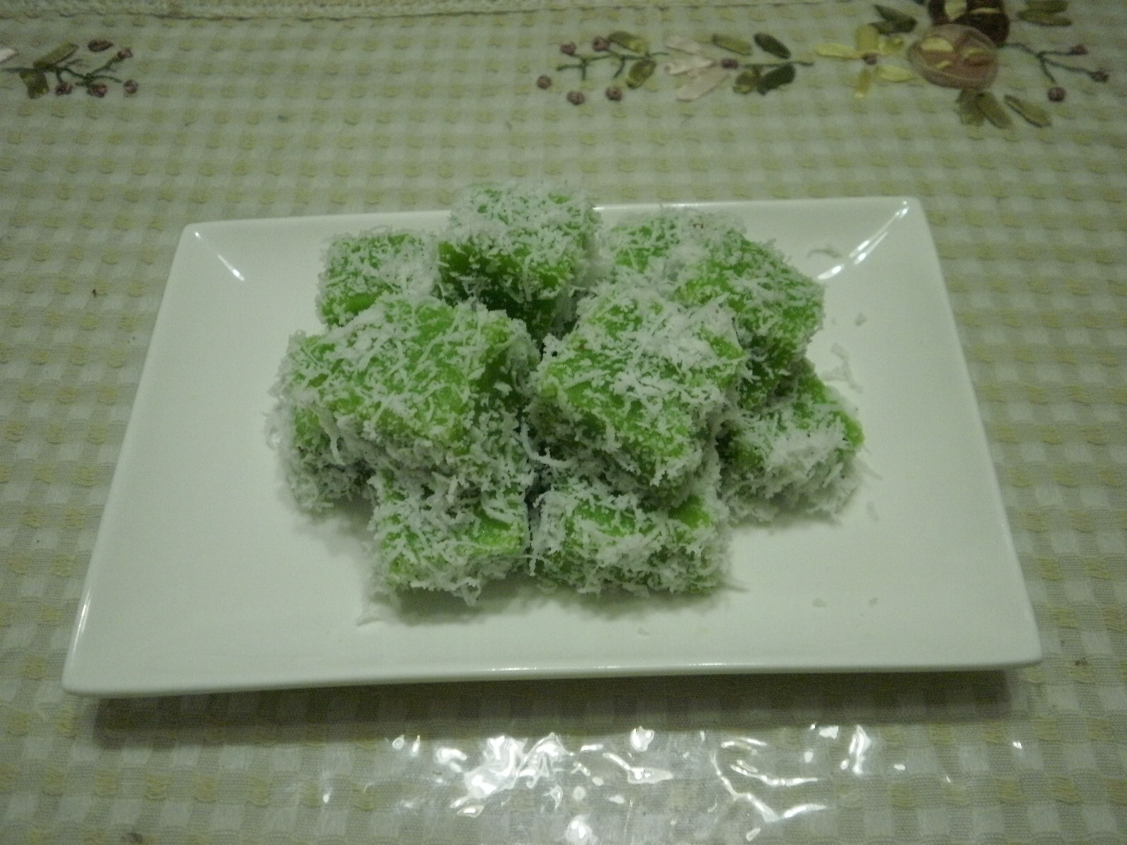 Zara ♥ Baking: Kuih Kaswi Pandan