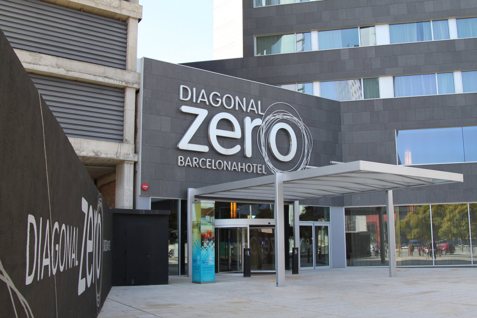 Painting with Light: Barcelona (3) - Hotel Diagonal Zero