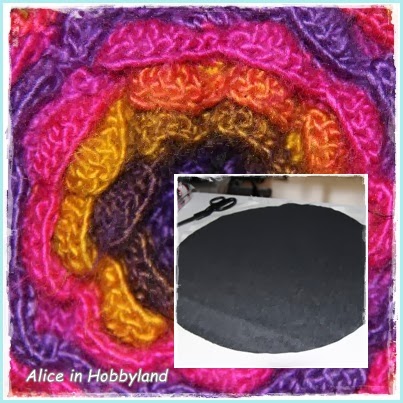 Alice in Hobbyland: Blooming Flower Cushion ~Attic 24