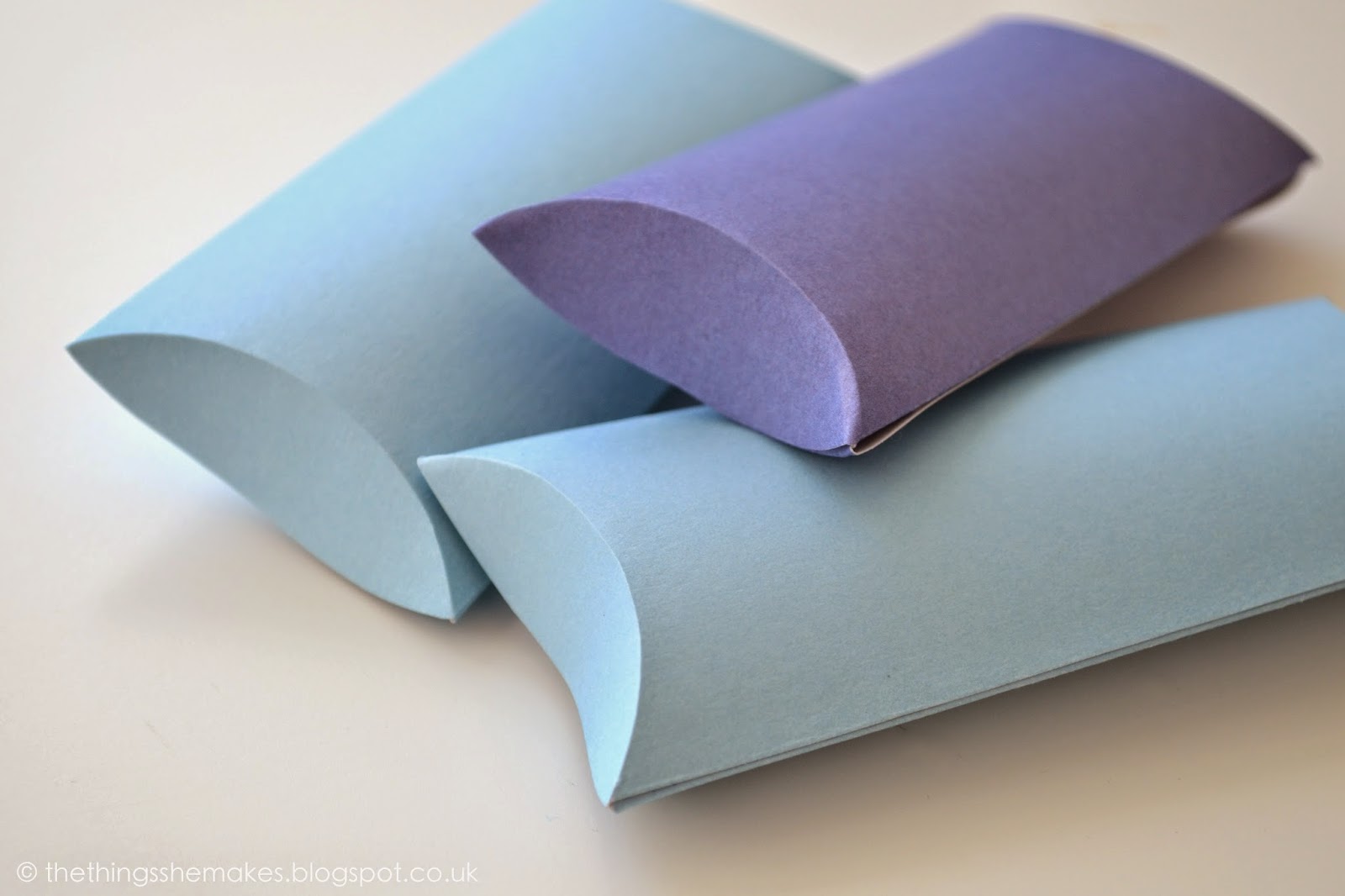 How to Make Pillow Gift Boxes | The Things She Makes