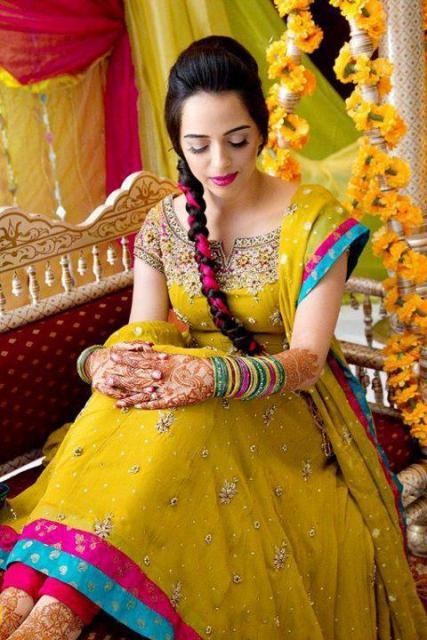 Bridal Mehandi Dress - Latest Fashion Trends