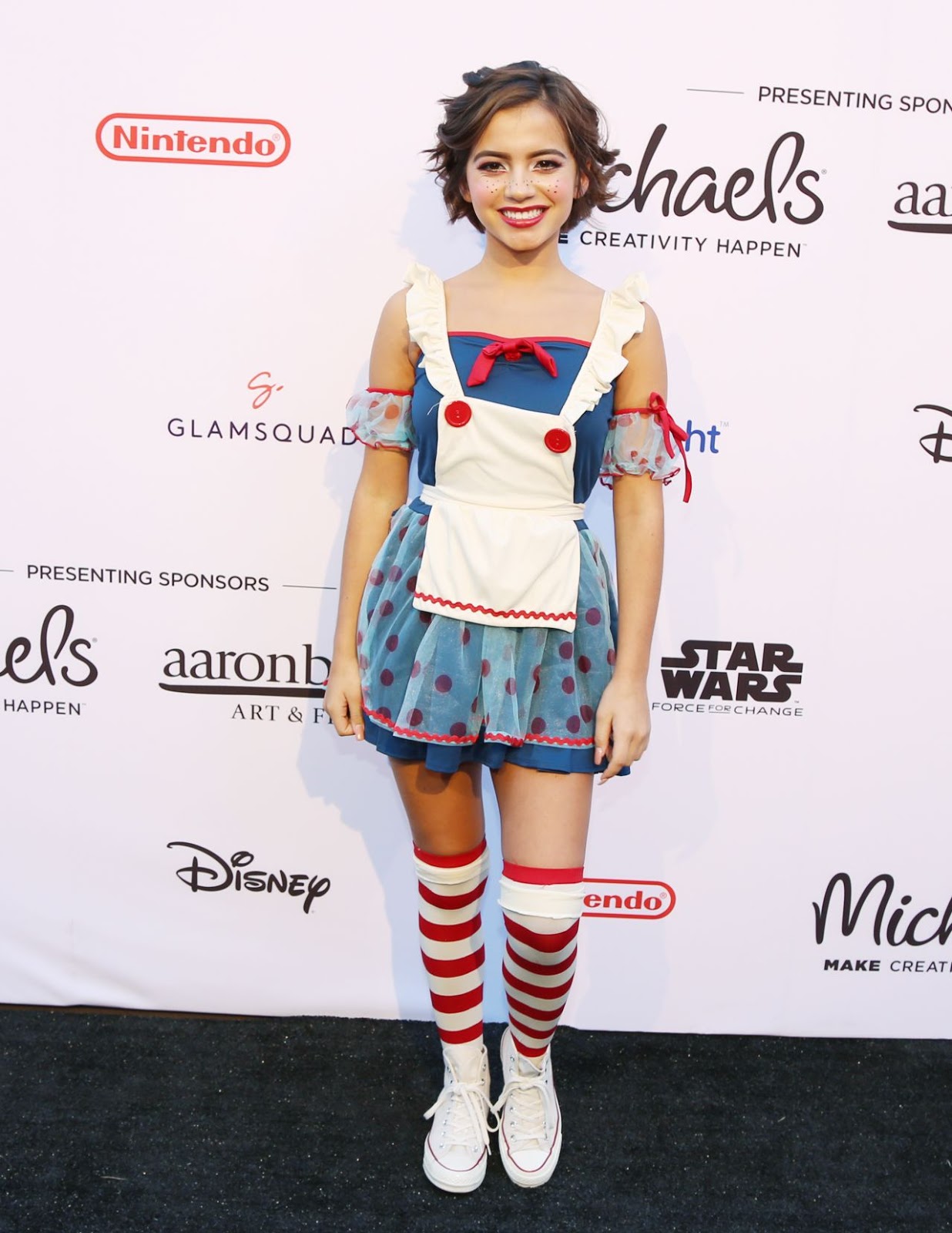 Starlet Arcade: Sexy Isabela Moner