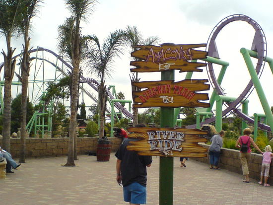 Knowing South Africa: Gold Reef City : Thrill Rides