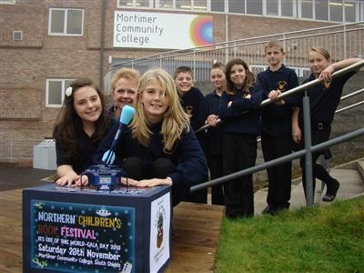 shannon-simpson: photo's of our school mortimer community college:-)