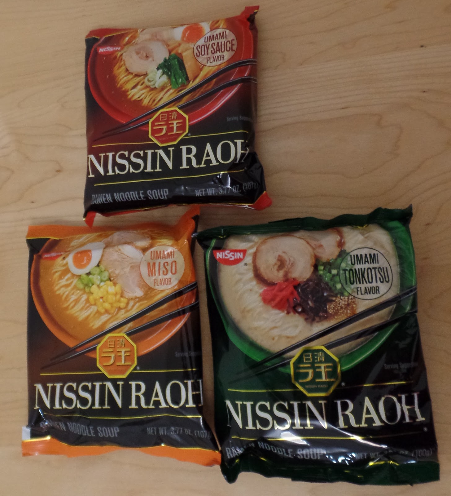 Luke's Random Thoughts: Ramen Review Part 2: Nissin Raoh Premium Ramen