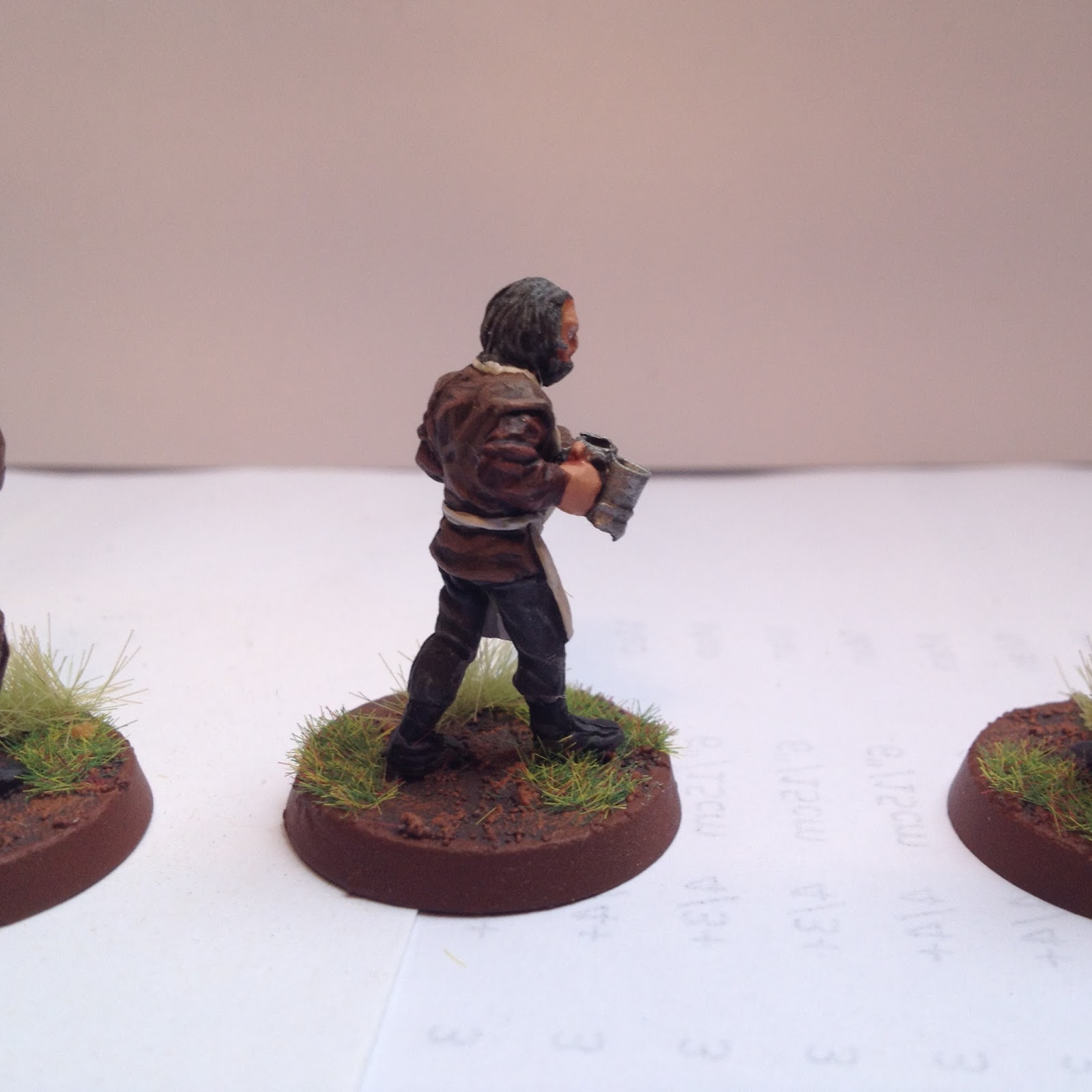 The Fellowship of the Miniatures: Bree folk and some dwarves