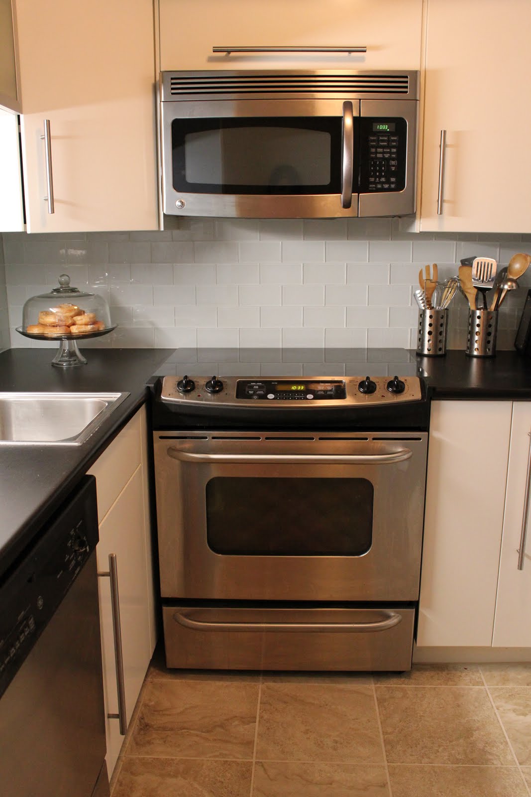 Jen But Never Jenn: The Reveal! Buy My Amazing Downtown Toronto Condo!