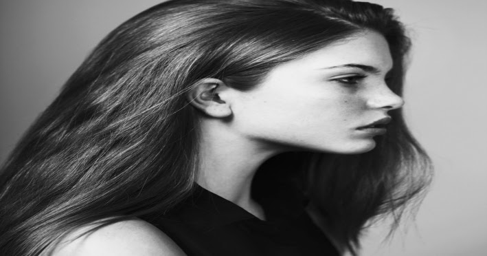 Eleni tsakiri: Οι άνθρωποι με μπέσα, κοιτάνε πάντα κατάματα..