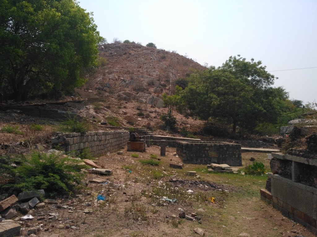 Tamilnadu Tourism: Vaaleeswarar Temple, Ramagiri, Andhra Pradesh