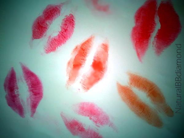 Rouges à lèvres ou gloss ? Que choisir ? - Beautiful Naturelle