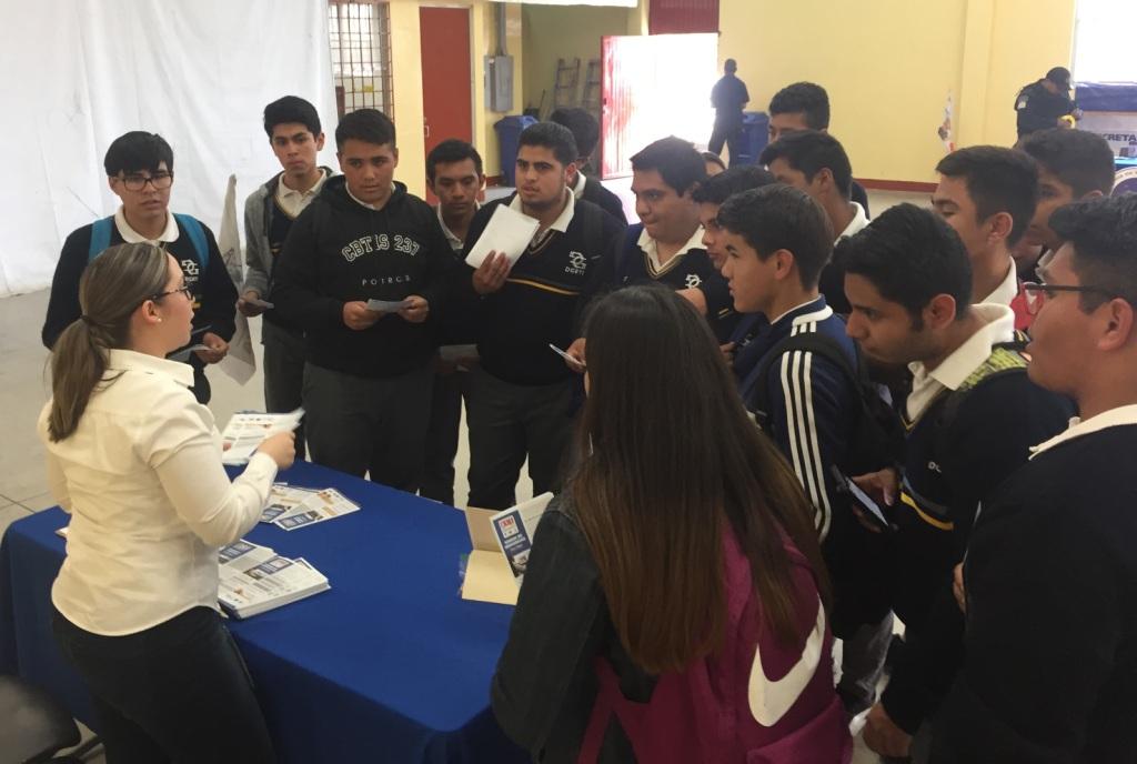 LLEVAN A CABO C4 FERIA DE SERVICIOS EN EL CBTIS 237 - TIJUANA NOTICIAS