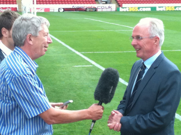 A UNITED VIEW ON FOOTBALL: Confessions of a Football Reporter ...