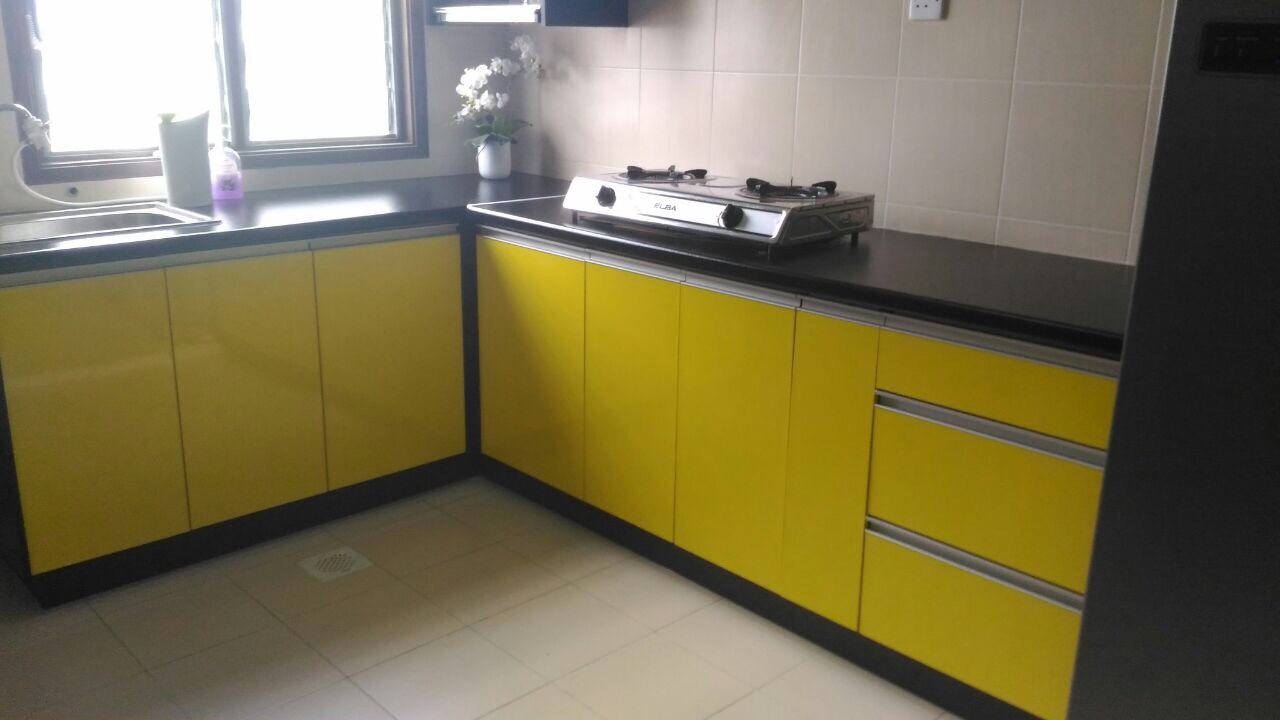 Bumiputera Paradise Furniture: Memilih table top untuk kabinet dapur anda