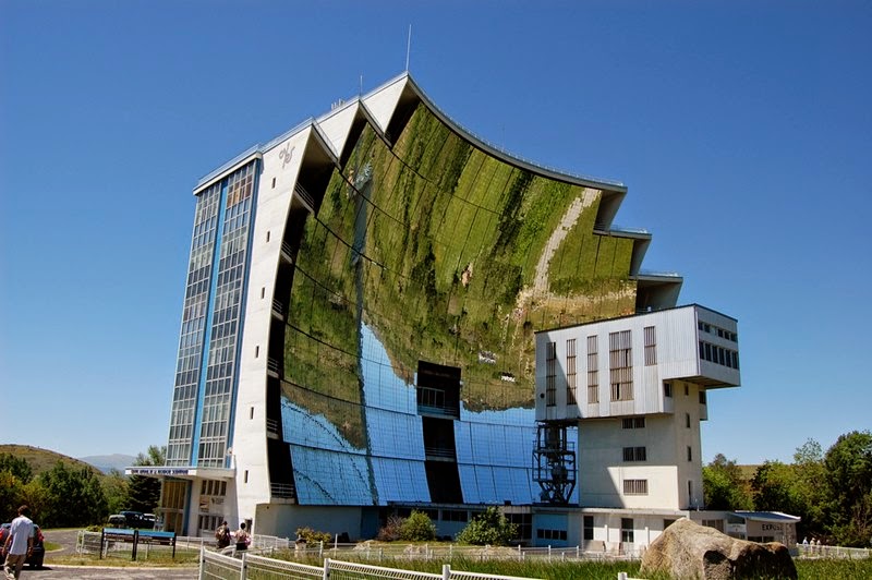 Duke World: The largest Solar Furnace | Odeillo in Pyrénées-Orientales ...