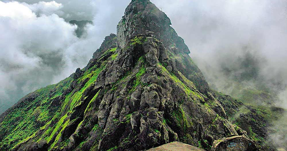 History of Girnar hill mountain and Girnar parikrama and it important