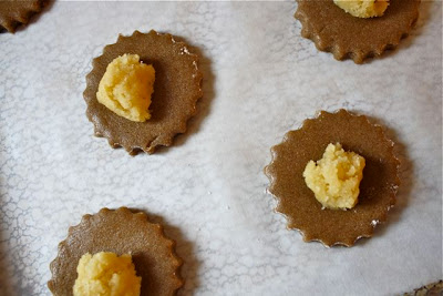 Dollop of Cream: dutch marzipan cookies