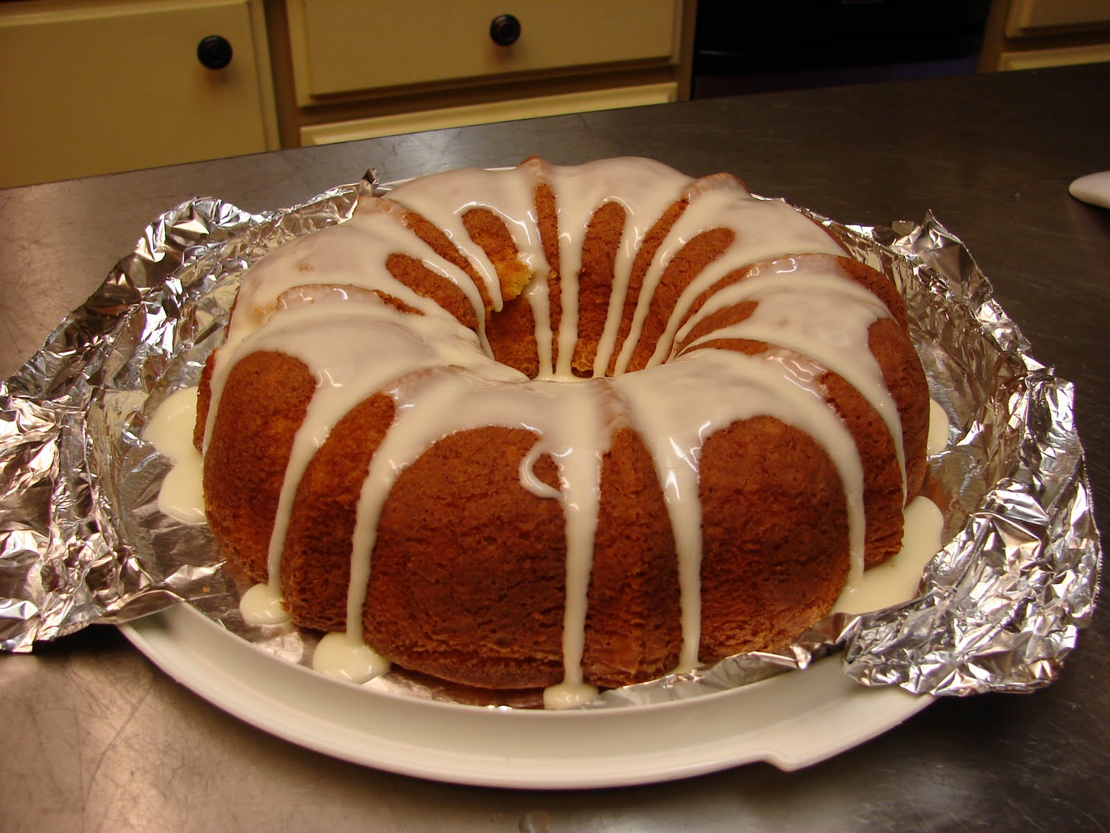 Lion's Heart Bakery: Harvey Wallbanger Cake