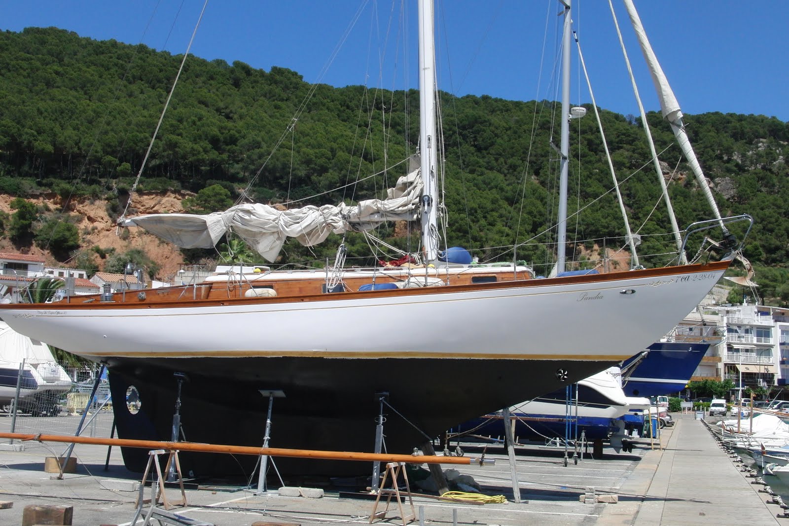 CHEOY LEE EMPIRE OFFSHORE 40...P A N D I A: 01) INICIO