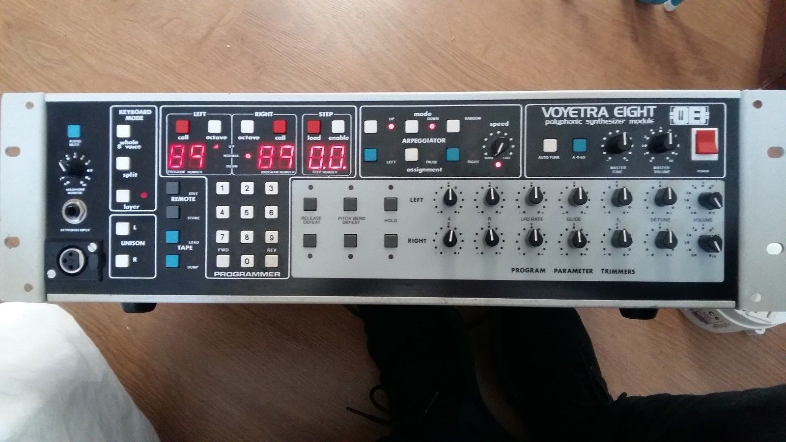 MATRIXSYNTH: Vintage Octave Plateau Voyetra 8 - Rack Synth SN DJ3817