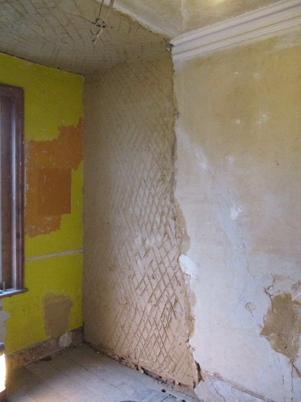 Phil Bailey Heritage Plastering: Running repairs: in situ plaster moulding