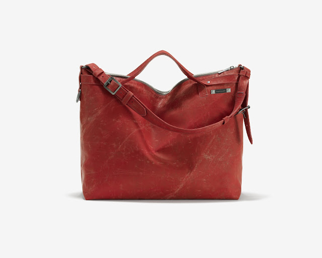 UntitleDV.com: Freitag Reference _ R117 Ahlgren