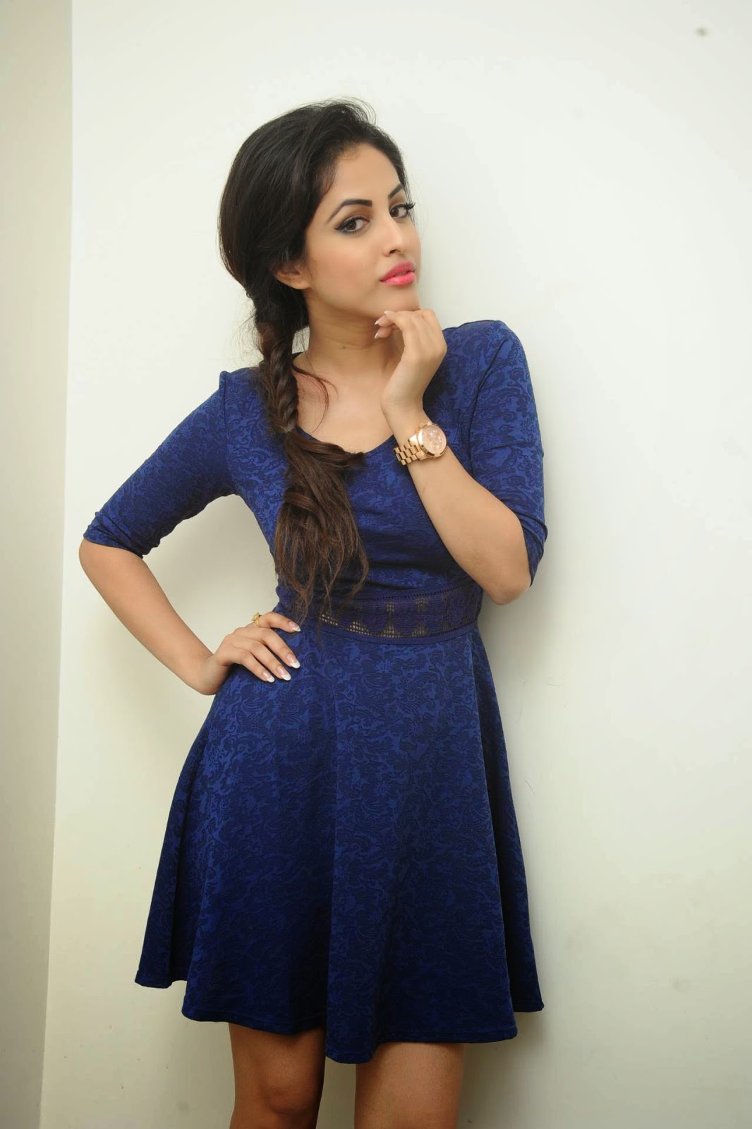 Priya Banerjee Latest Photoshoot Pics - Latest Movie Updates, Movie ...