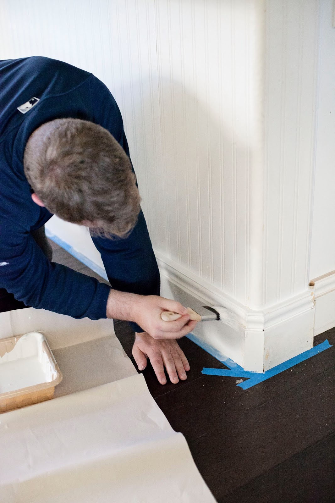 our daily obsessions: :: DIY - beadboard wallpaper and homemade baseboards