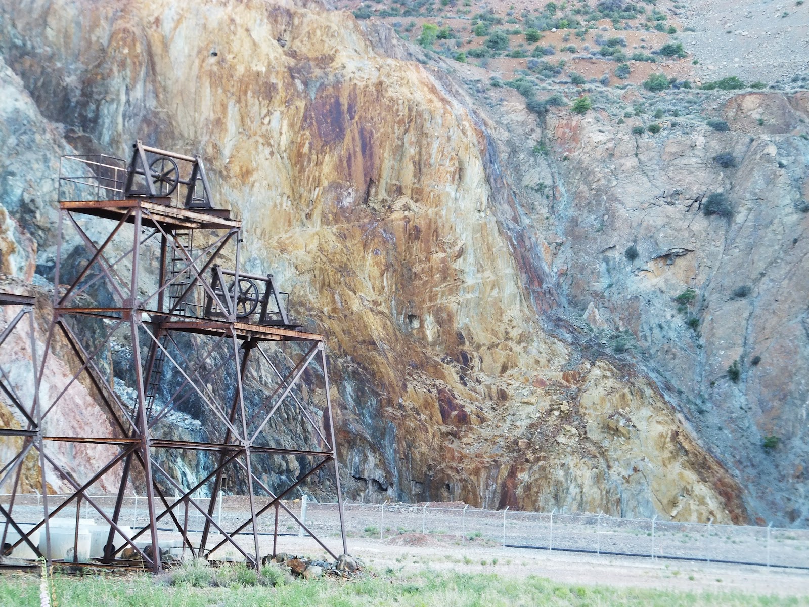 Mountain of Gold: Gold, Copper, Zinc, Silver Sitting on the Corner in ...
