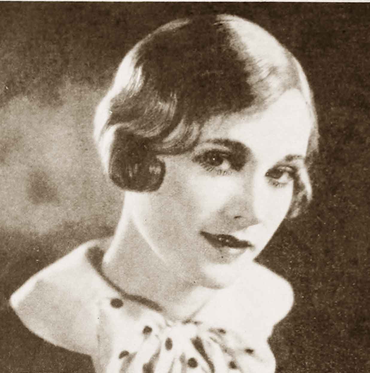 Slice of Cheesecake: Esther Ralston, pictorial